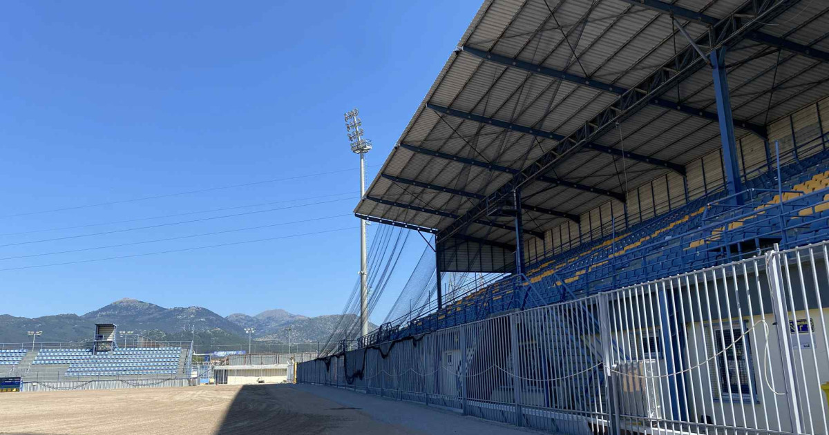Το Athletiko μέσα στο «Κολοκοτρώνης» – Καρέ καρέ οι εργασίες στο γήπεδο ...